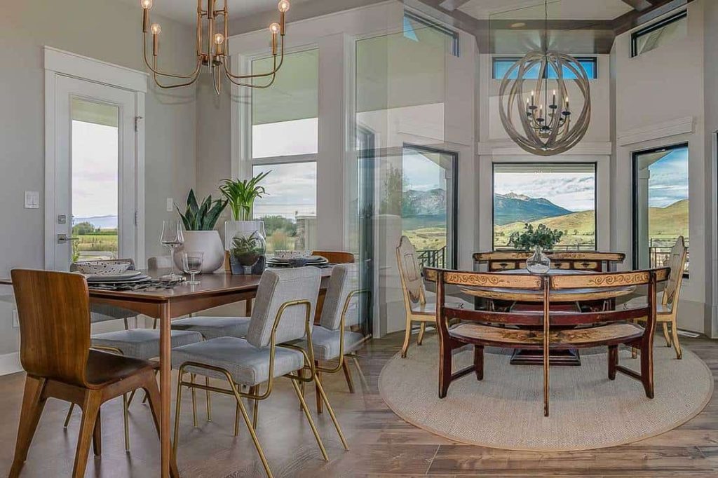 Round vs Rectangular Dining Tables